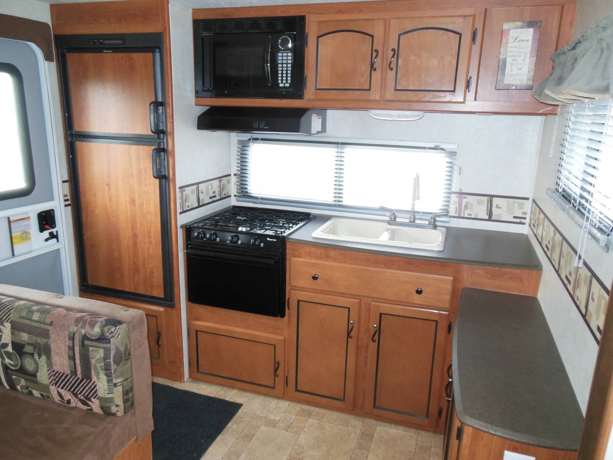 2011 Forest River Coachman Freedom Express | Mark's Auto & RV