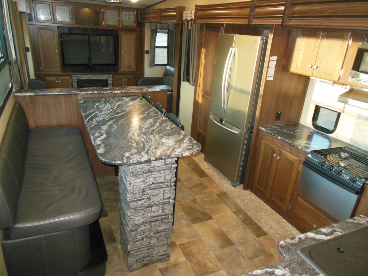 2016 Keystone Sprinter 353FWDEN | Mark's Auto & RV