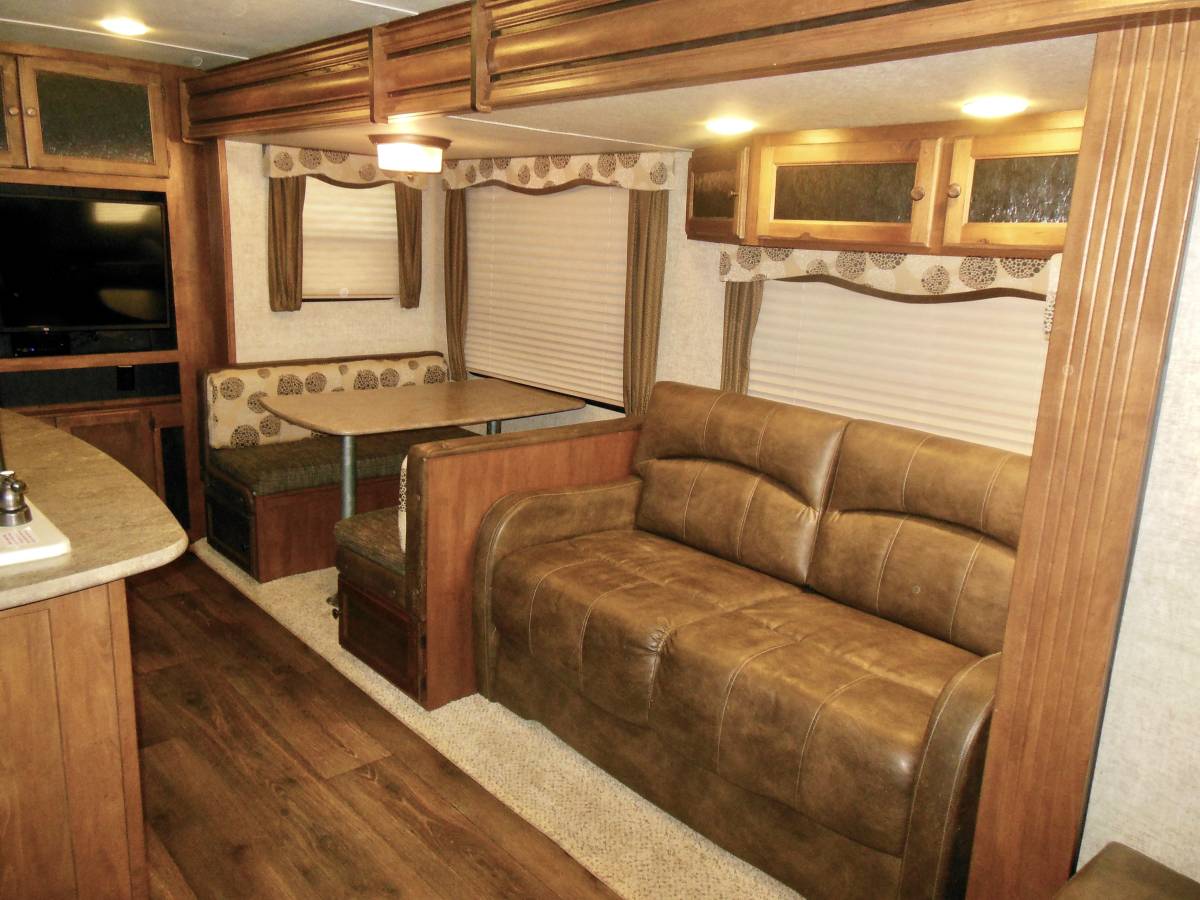 2015 Keystone Sprinter 322BHS | Mark's Auto & RV