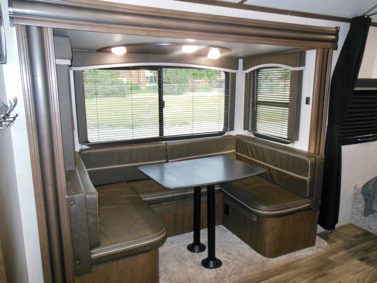 2020 KEYSTONE COUGAR 22RBS | Mark's Auto & RV