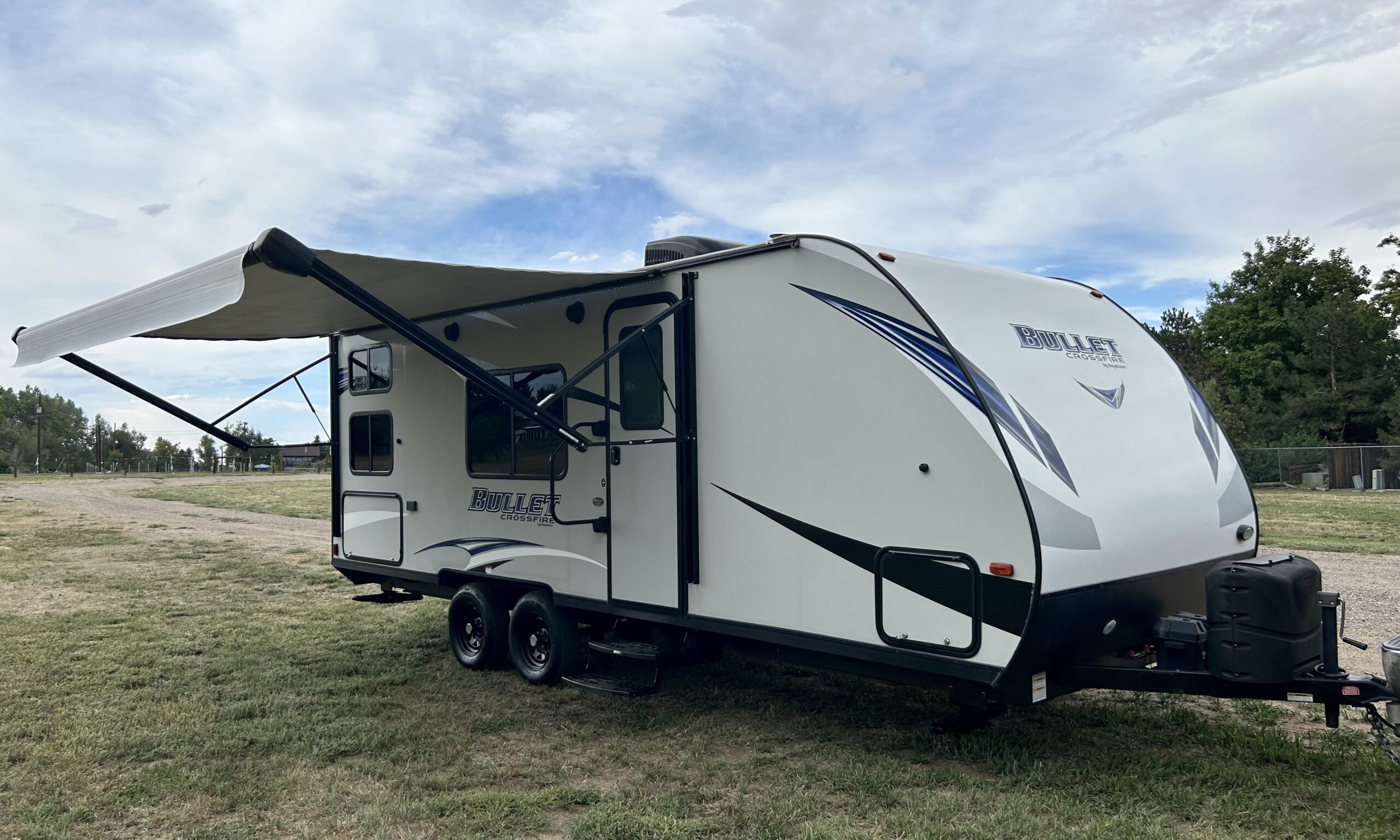2019 Keystone Bullet Crossfire 220BH in EXCELLENT condition! | Mark's ...